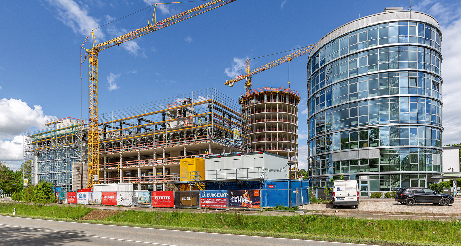 Auch wenn's rund geht: Sicher und schnell mit System, PERI Vertrieb ...