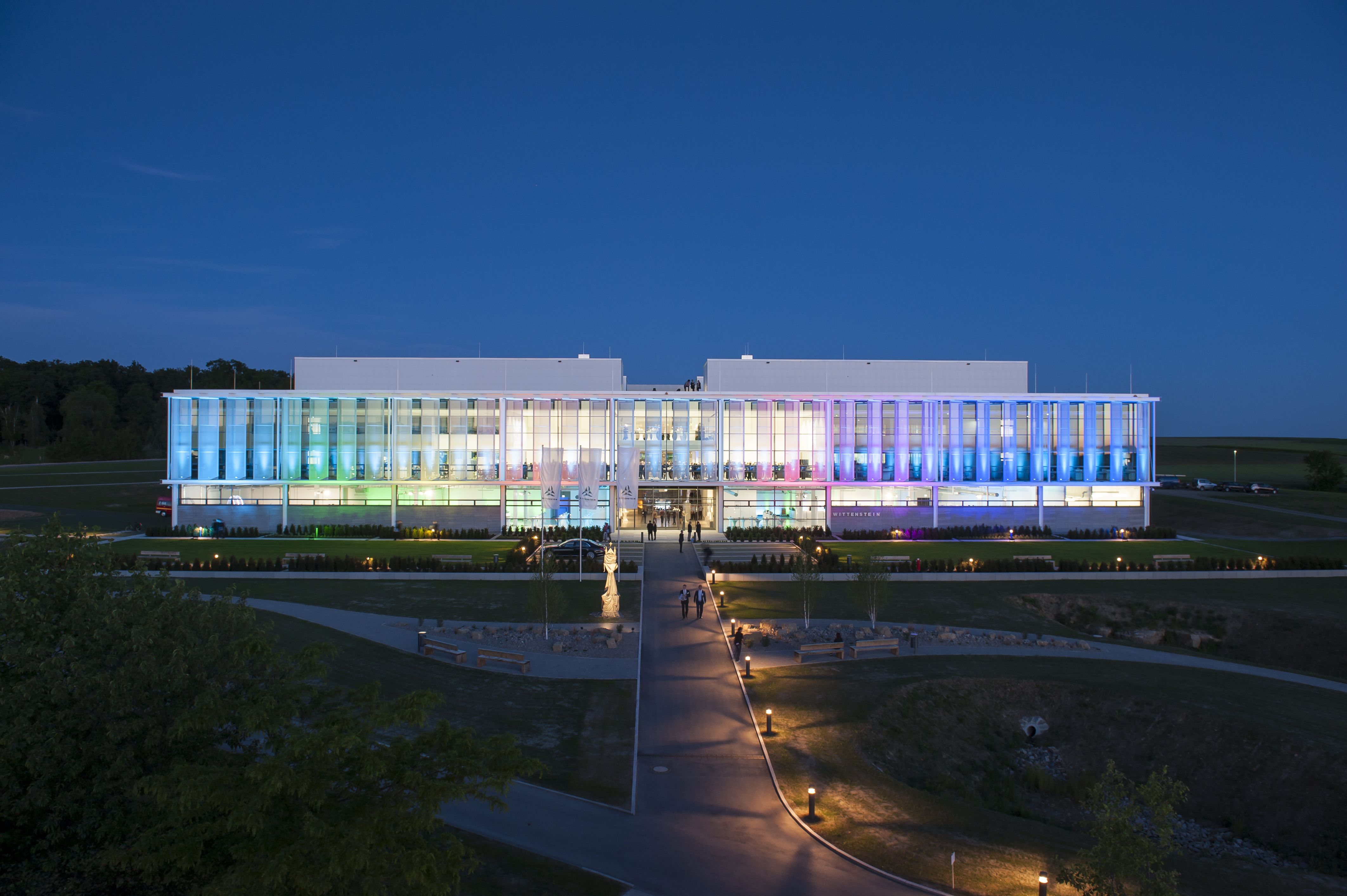 Der Zukunft Gestalt geben: Die WITTENSTEIN Innovationsfabrik ist ...