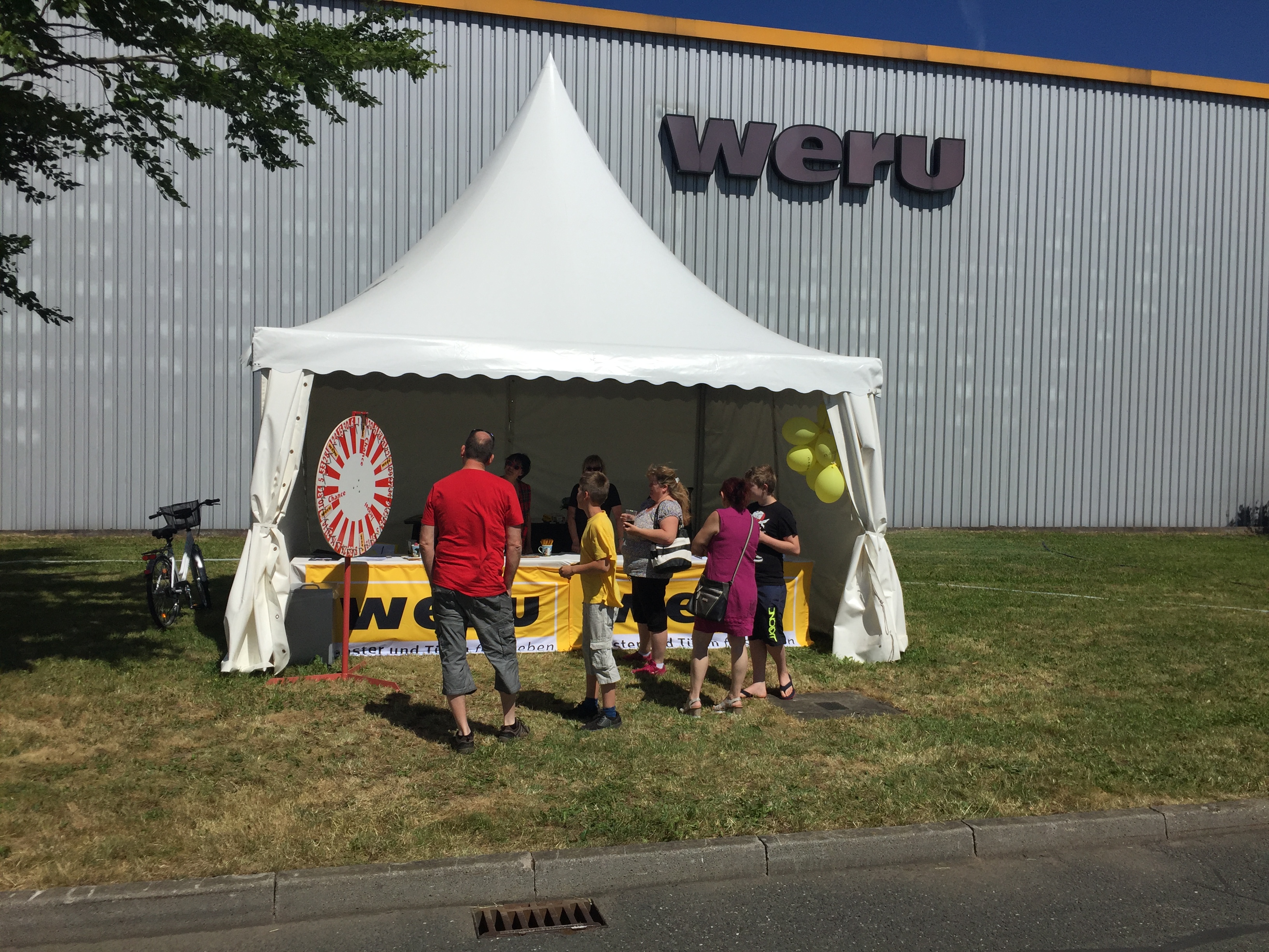 Doppelter Grund zu Feiern, WERU GmbH, Story - PresseBox