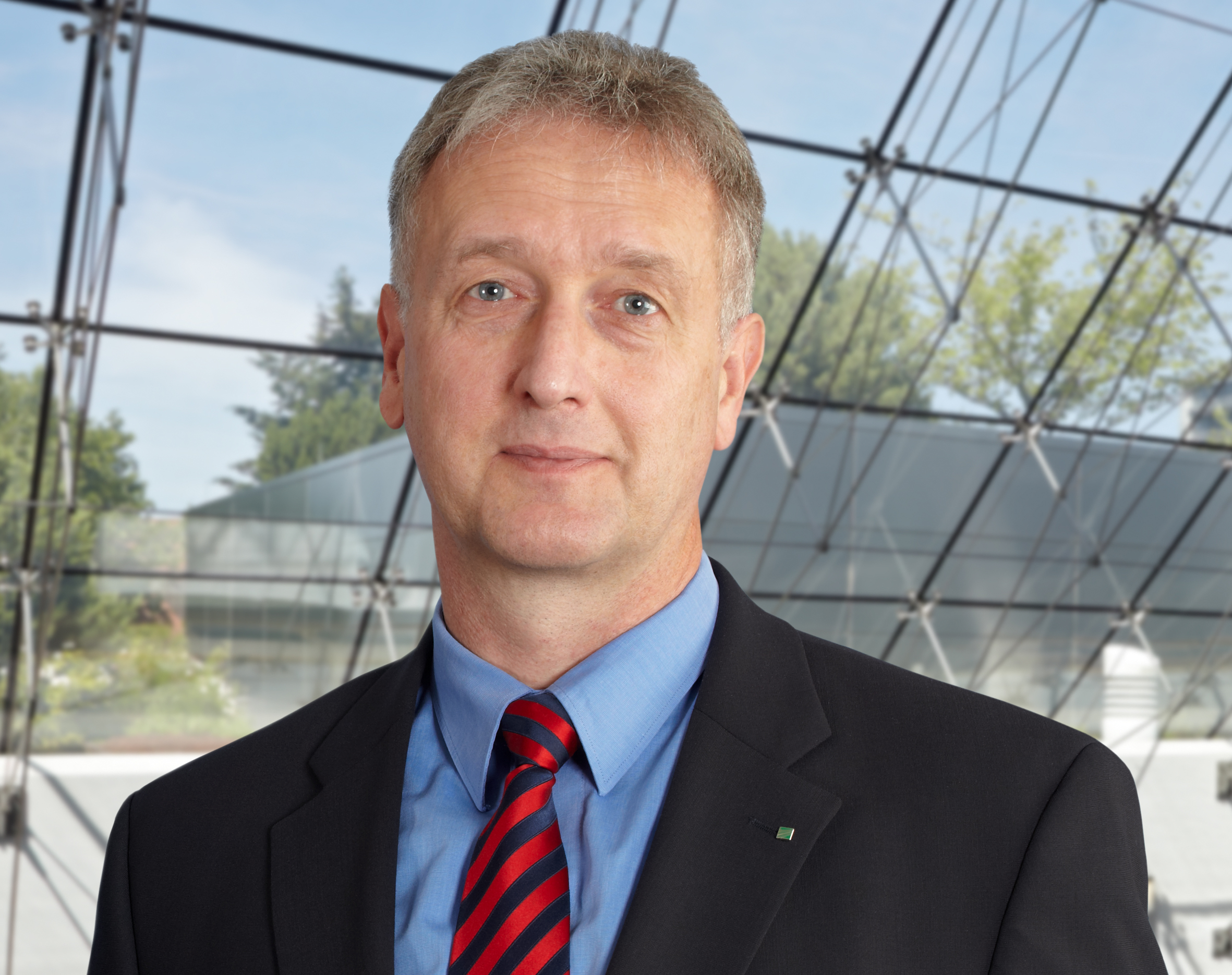 Out of the ivory tower, Fraunhofer-Institut für Graphische ...