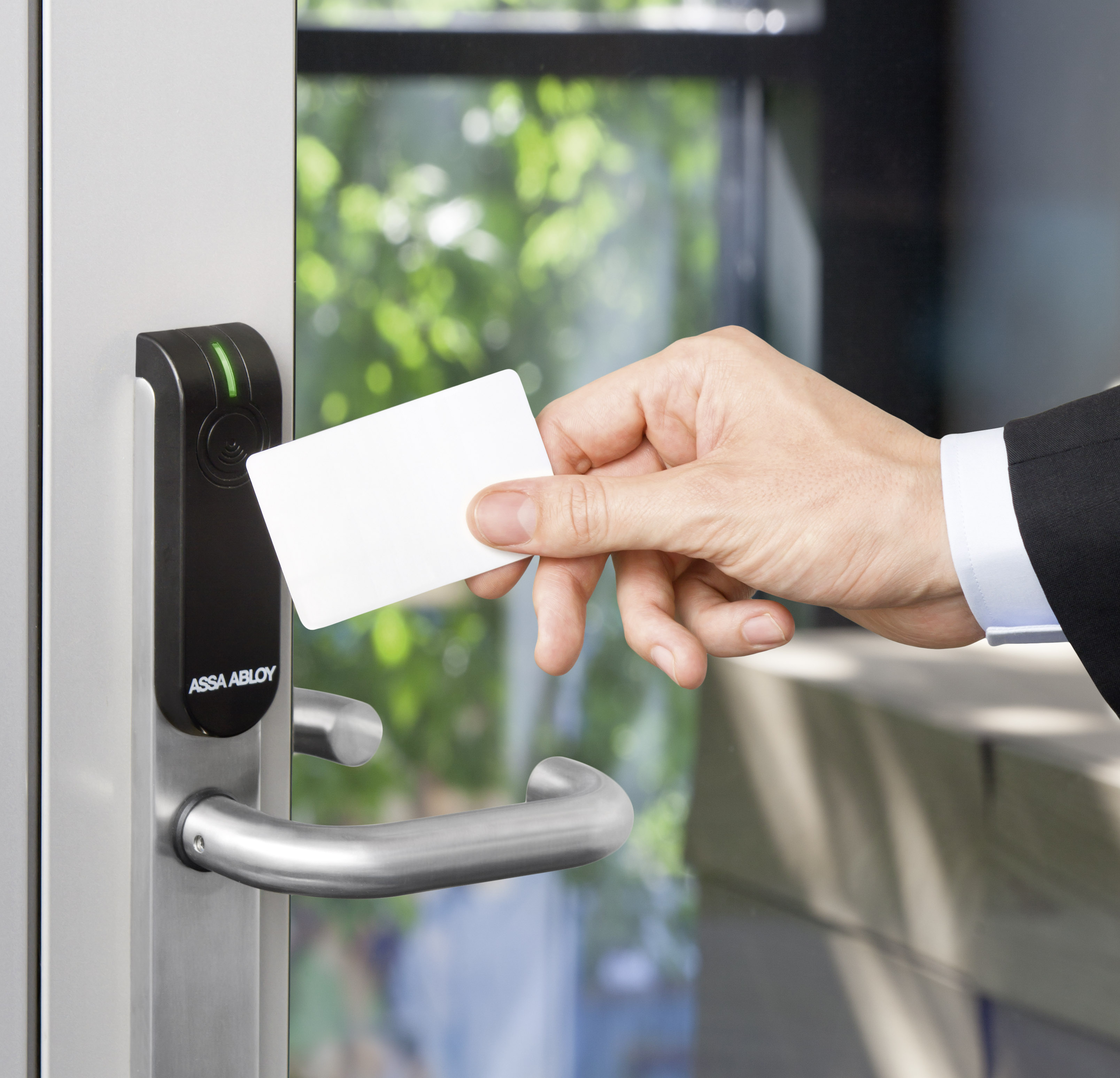 ASSA ABLOY zeigt auf der Light + Building wie vernetzte Sicherheit gelingt, ASSA ABLOY ...