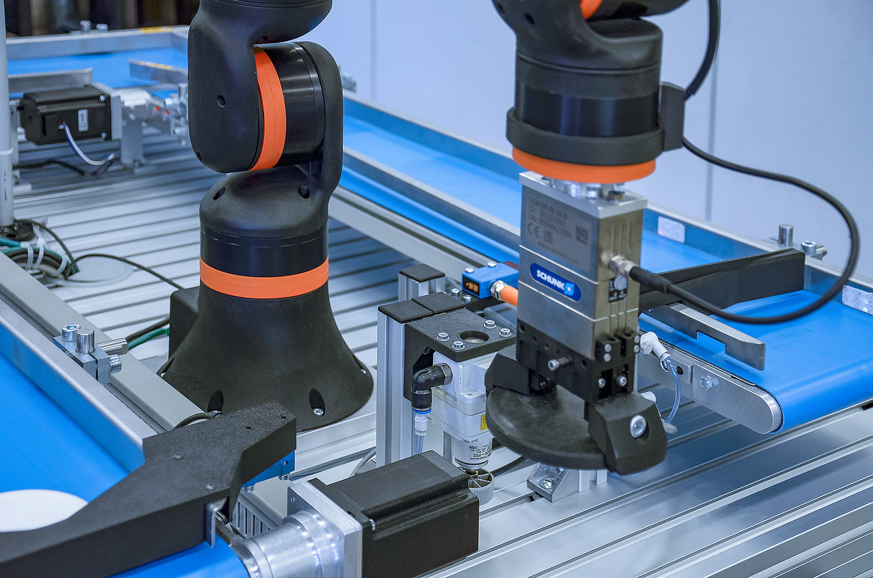 Studierende erleben Industrie 4.0 praxisnah und interaktiv, mk ...