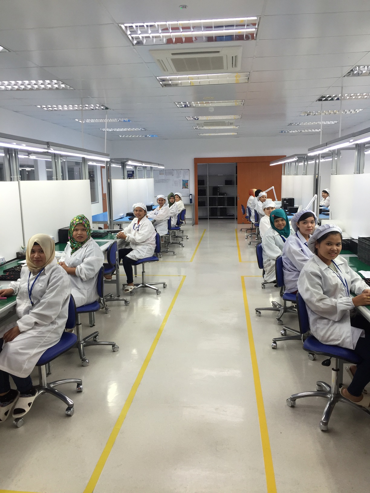 High-tech injection-moulded parts finished to a high quality, toolcraft ...