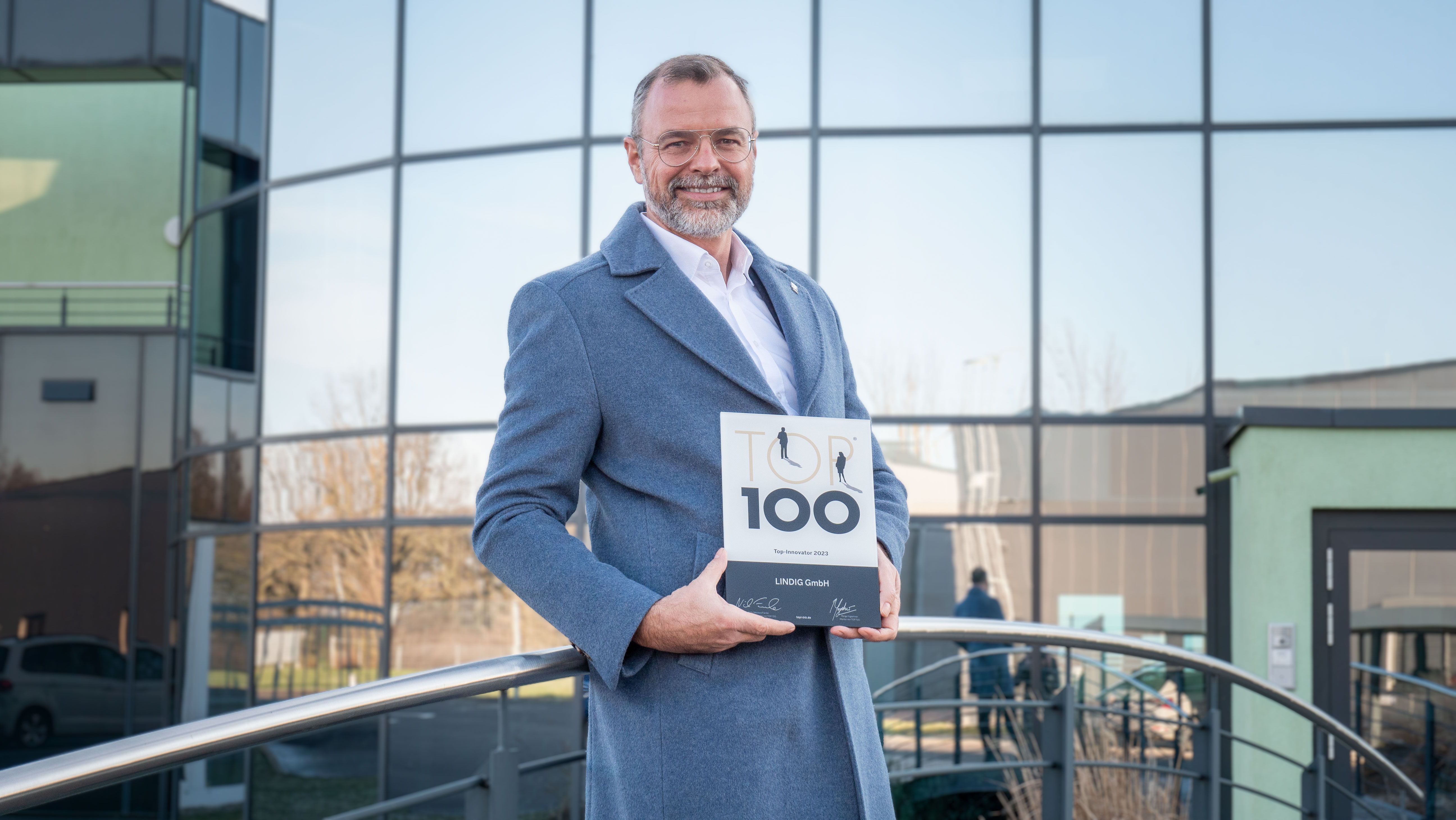 LINDIG GmbH erhält TOP 100-Siegel, LINDIG Fördertechnik GmbH, Story ...