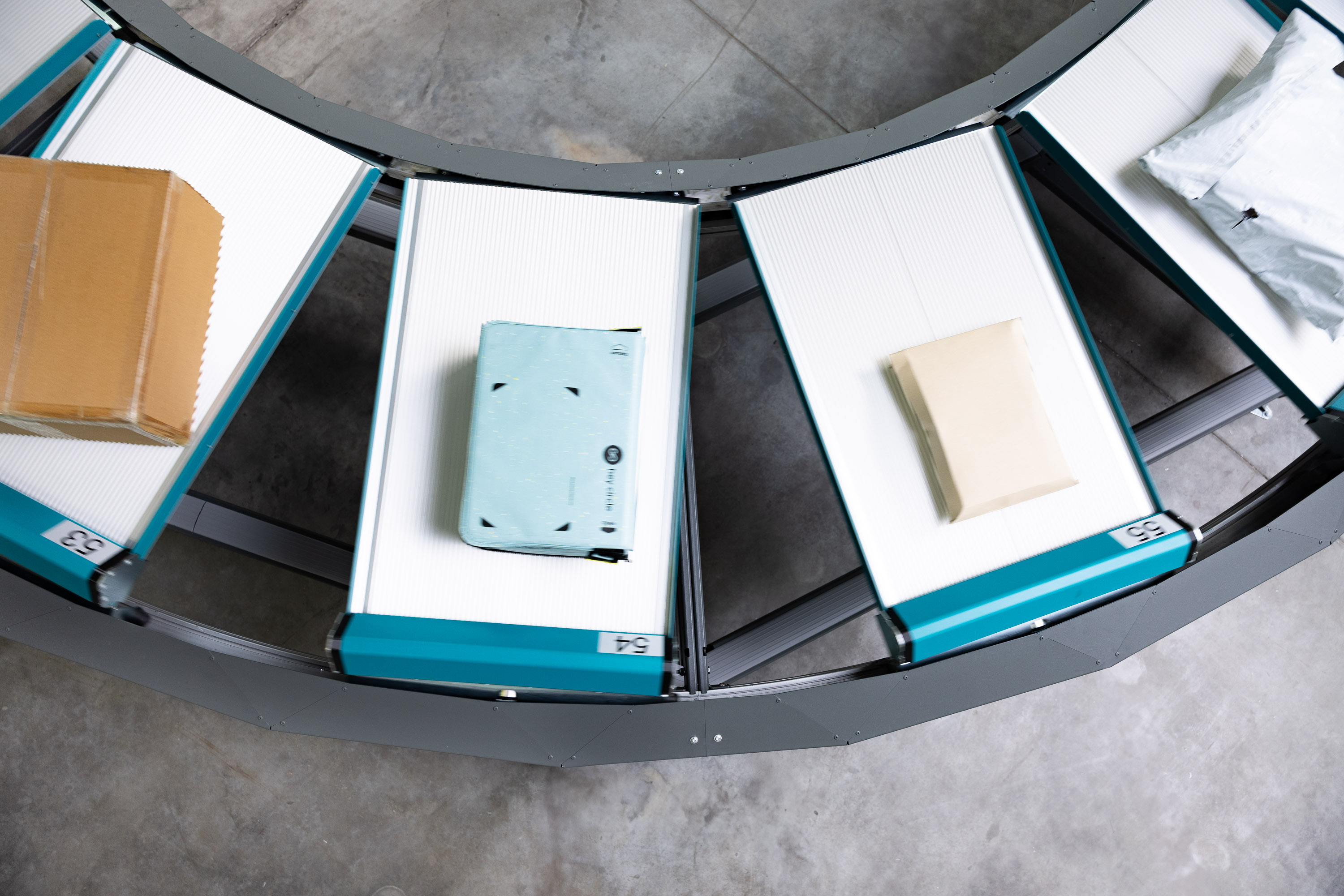 LogiMAT 2026: DFT Celebrates 100th Adapter System and Showcases Sorter ...