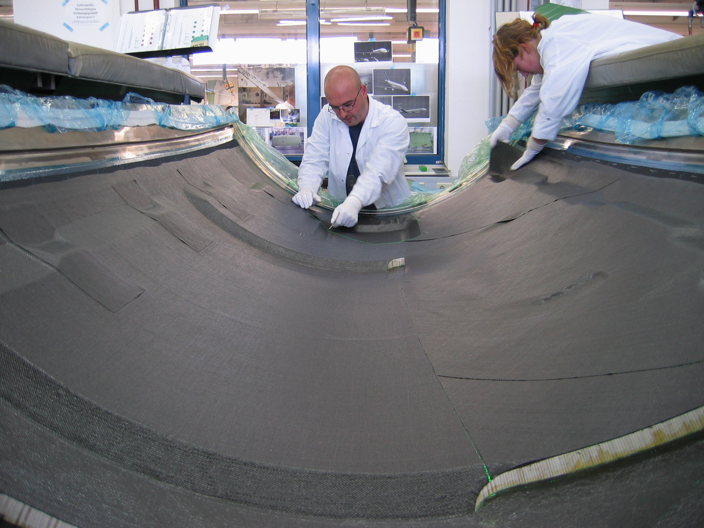 Positioning with laser light, SL- Laser GmbH, Story - PresseBox