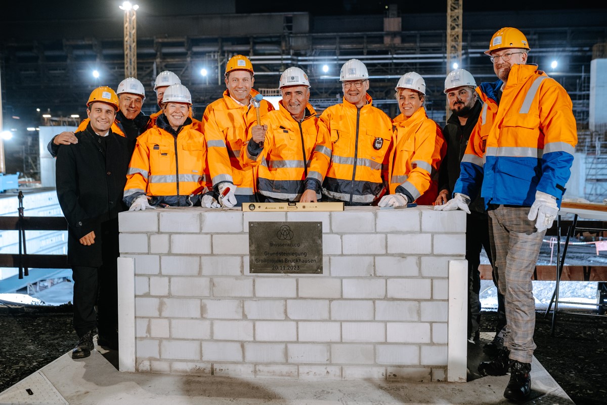 Stahlstrategie 20-30 von thyssenkrupp Steel geht mit großen Schritten ...
