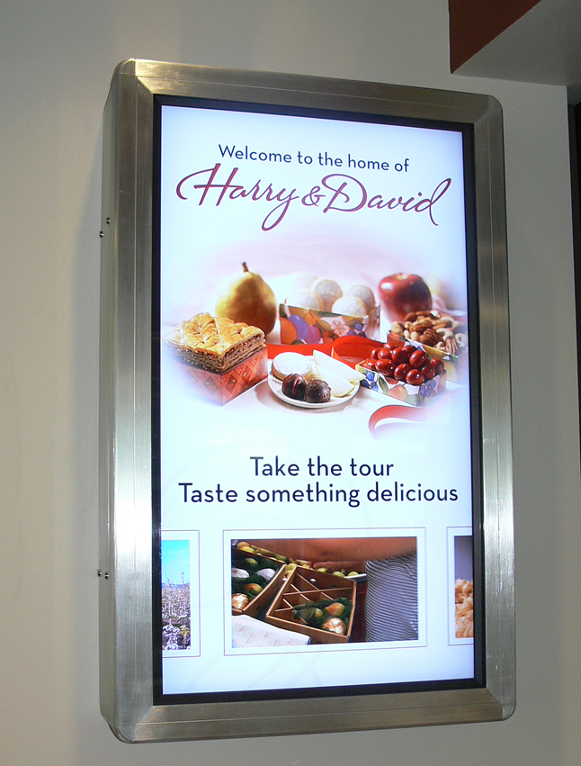 Innovative Digital-Signage-Technologie BrightSign von Roku wirbt auf ...