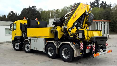 Kranfahrzeug - Leistung auf engstem Raum - FASSI Ladekrane GmbH ...