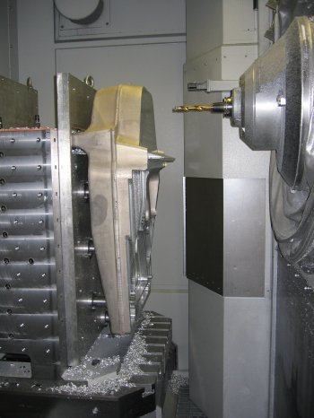 Anwendungsorientiertes Bearbeitungszentrum überzeugt, Starrag ...